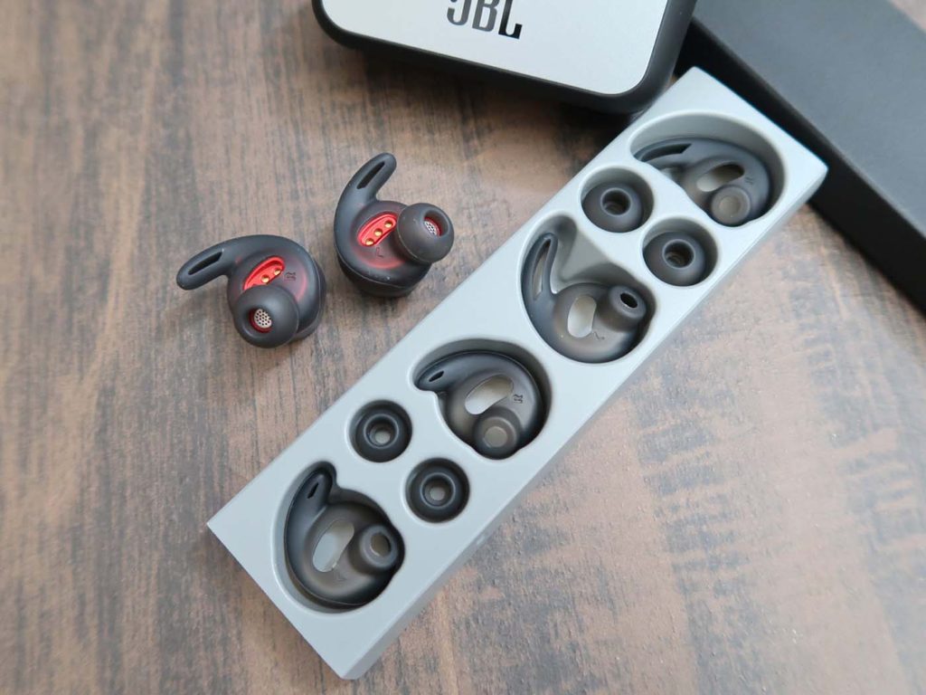Review: JBL Reflect Flow True Wireless Earbuds – Tech Jio