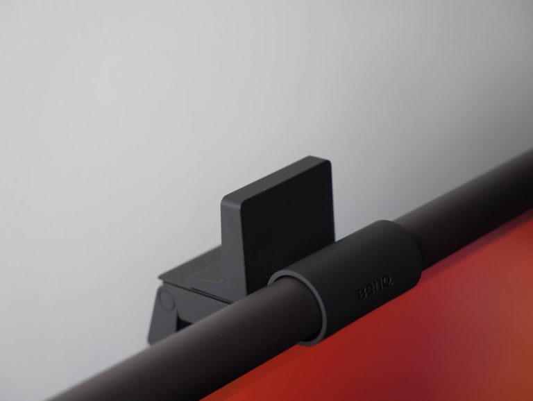 Review: BenQ ScreenBar Halo Monitor Light Bar – Tech Jio